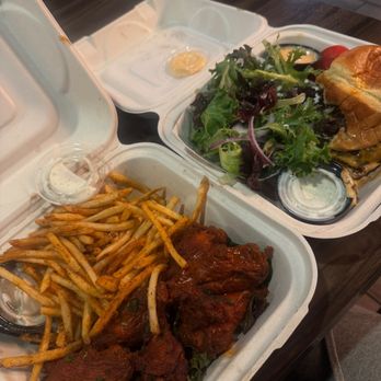 ROYCE - Updated December 2025 - 446 Photos & 312 Reviews - 115 Ridge St ...