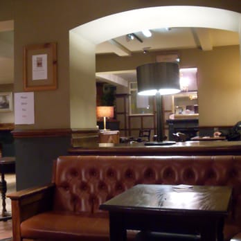 ROEBUCK TAVERN - Updated January 2025 - 10 Photos - 72 Charles Street ...