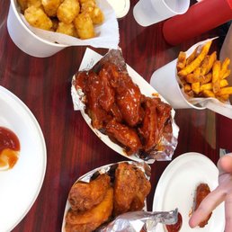 SOCAL WINGS - Updated December 2025 - 1132 Photos & 878 Reviews - 14502 ...