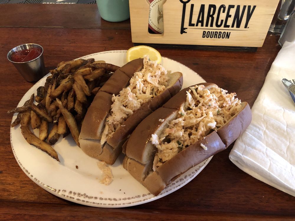 REEL BAR - Updated August 2025 - 54 Photos & 84 Reviews - 461 Catawba ...