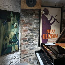 MEZZROW - Updated July 2025 - 148 Photos & 113 Reviews - 163 W 10th St ...