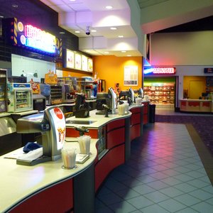 CINEWORLD CINEMA NOTTINGHAM - Updated December 2025 - 12 Reviews - 29 ...