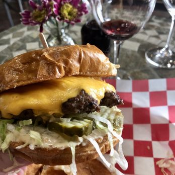 THE MAGIC FOOD BUS - TEMP. CLOSED - Updated December 2025 - 38 Photos ...