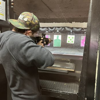 LOS ANGELES GUN CLUB - 622 Photos & 751 Reviews - 1375 E 6th St, Los ...