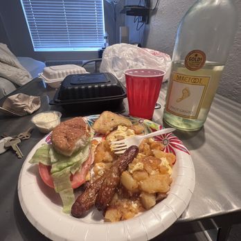 SHERIDAN FAMILY RESTAURANT - Updated October 2025 - 134 Photos & 120 ...