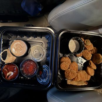 J DUB - Updated September 2025 - 552 Photos & 689 Reviews - 932 NW Bond ...