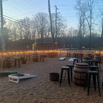 MIAMIVILLE TRAILYARD - 161 Photos & 136 Reviews - 368 Center St ...