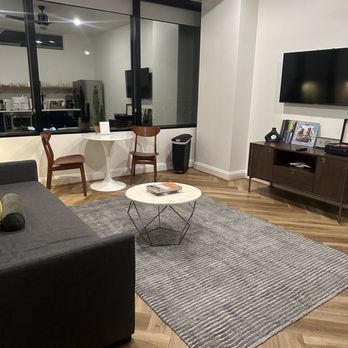 MINT HOUSE DALLAS - DOWNTOWN - Updated January 2026 - 95 Photos & 13 ...