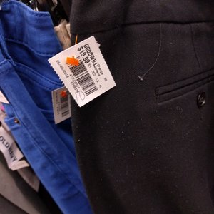 GOODWILL - Updated July 2025 - 14 Photos & 43 Reviews - 1519 Auburn Way ...