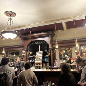 ILLUSIONS BAR & THEATER - Updated December 2025 - 341 Photos & 480 ...