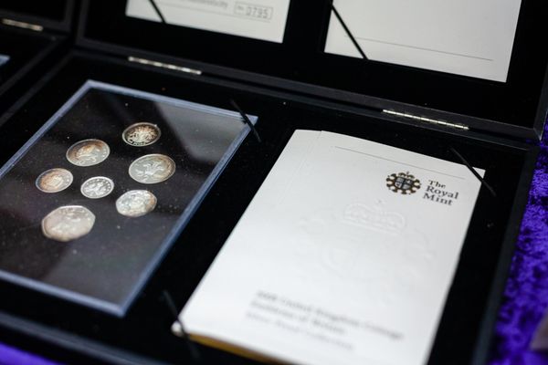 XAVIER COINS - 20 Photos & 27 Reviews - 6750 E Main St, Mesa, Arizona ...