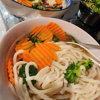 IPPINN UDON & TEMPURA - 784 Photos & 602 Reviews - 1880 Mendocino Ave ...