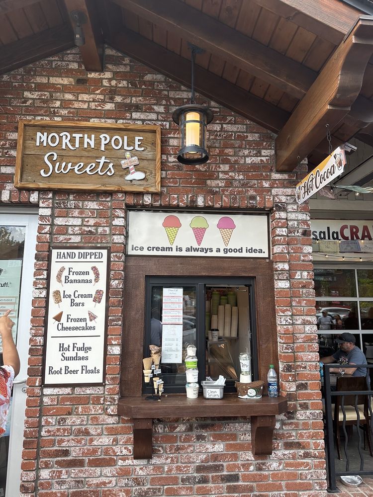 NORTH POLE SWEETS - Updated November 2025 - 28 Photos & 39 Reviews ...