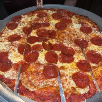 PAT’S PIZZA AND RISTORANTE - Updated May 2025 - 377 Photos & 640 ...