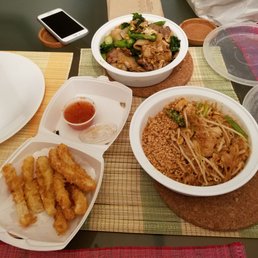 YINDEE THAI RESTAURANT - 178 Photos & 148 Reviews - 8412 Old Keene Mill ...