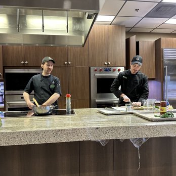PUBLIX APRONS COOKING SCHOOL - Updated December 2025 - 22 Photos - 5400 ...