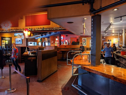 MOOSE’S TOOTH - Pizza in Anchorage, Alaska at 3300 Old Seward Hwy ...