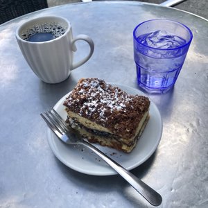 JUNIOR’S CAFE - 170 Photos & 370 Reviews - 1742 SE 12th Ave, Portland ...