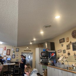 SHELLIE’S COUNTRY CAFE - Updated July 2025 - 83 Photos & 173 Reviews ...