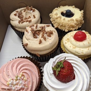 DESIGNER DESSERTS - Updated December 2024 - 208 Photos & 154 Reviews ...