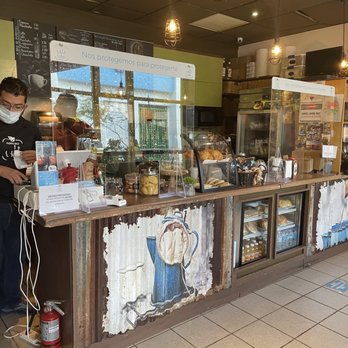 PUERTO RICO CAFÉ COLA’O - 82 Photos & 93 Reviews - Paseo Gilberto ...