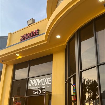 JASMINE CAFE - Updated July 2024 - 107 Photos & 137 Reviews - 1240 ...