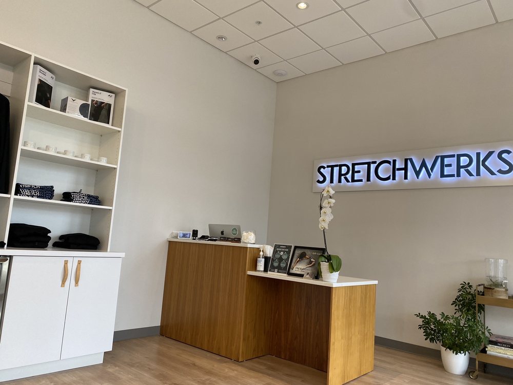STRETCHWERKS - Updated April 2025 - 26 Photos - 223 Skokie Valley Rd, Highland Park, Illinois ...