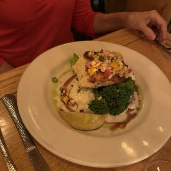 GAR WOODS GRILL & PIER - Updated January 2025 - 1681 Photos & 1601 ...