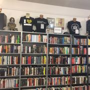 ATOMIC BOOKS - 59 Photos & 100 Reviews - 3620 Falls Rd, Baltimore, MD ...