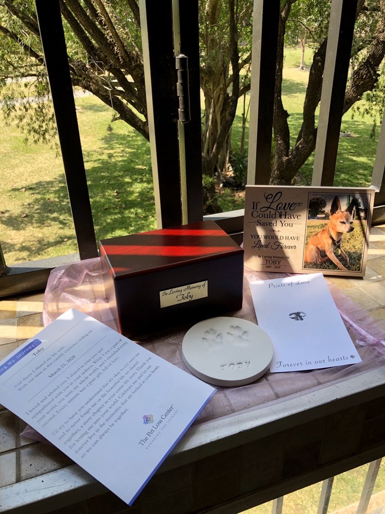 PET ANGEL MEMORIAL CENTER - PET HEAVEN MEMORIAL PARK - 10 Photos & 21 ...