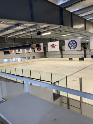 LAKES ICE ARENA - Updated August 2025 - 11 Photos - 3800 Sunner Ave ...