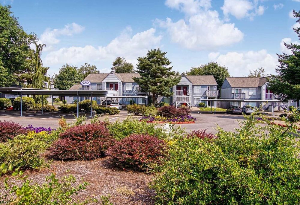 FOXHOLLOW APARTMENTS - Updated October 2025 - 4892 Liberty Rd S, Salem ...