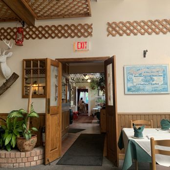 OLD COUNTRY INN RESTAURANT - Updated October 2025 - 255 Photos & 110 ...