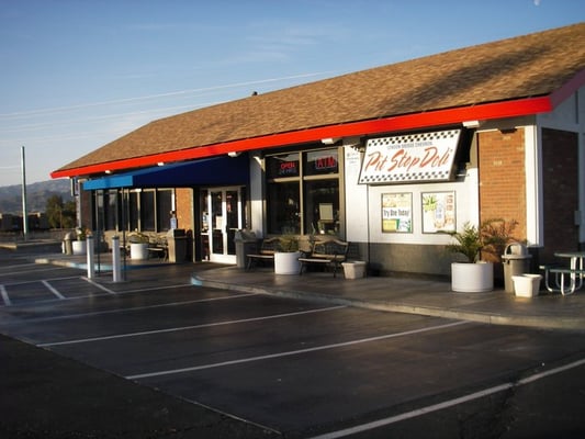 PIT STOP DELI - Updated September 2025 - 11 Photos & 14 Reviews - 1597 ...