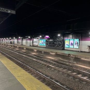 MBTA - BACK BAY STATION - Updated December 2025 - 102 Photos & 89 ...