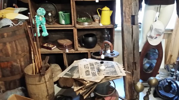 FROG ROCK - Updated July 2025 - 34 Photos & 16 Reviews - Pomfret Road ...