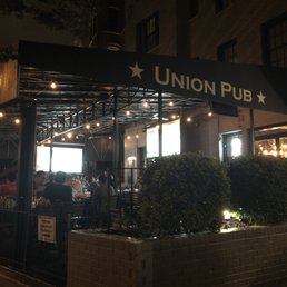 UNION PUB - Updated July 2025 - 208 Photos & 426 Reviews - 201 ...