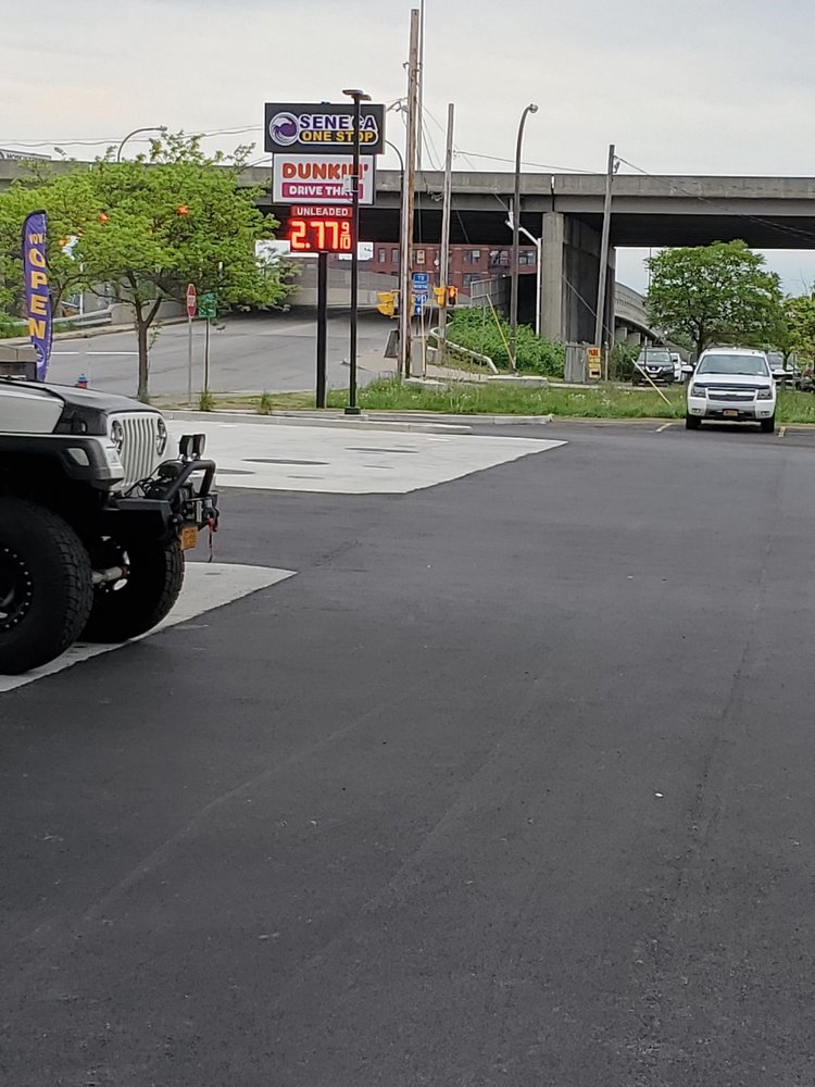 SENECA ONE STOP - 14 Reviews - 180 Perry St, Buffalo, New York - Gas ...