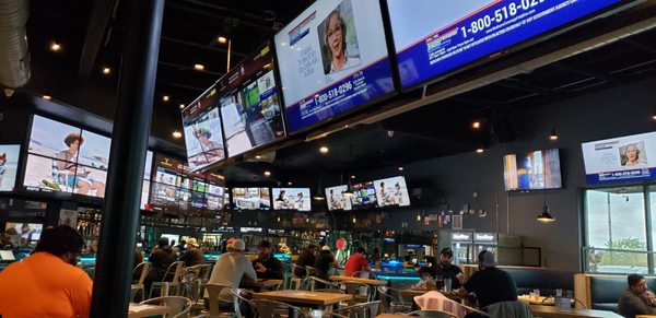 KNOCKOUT SPORTS BAR - Updated October 2025 - 45 Photos & 56 Reviews ...