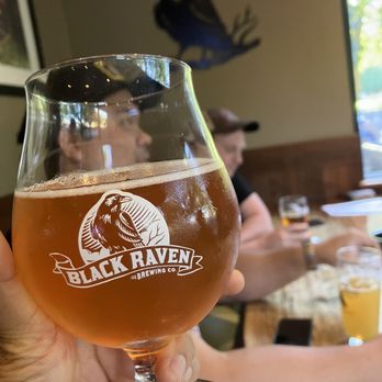BLACK RAVEN BREWING - REDMOND - Updated October 2025 - 180 Photos & 350 ...