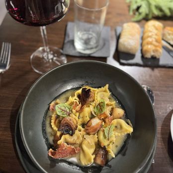 BARONS ON 1ST - Updated February 2025 - 123 Photos & 36 Reviews - 302 E ...