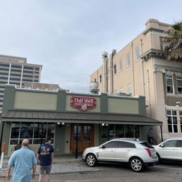 HALF SHELL OYSTER HOUSE - Updated January 2026 - 961 Photos & 1039 ...