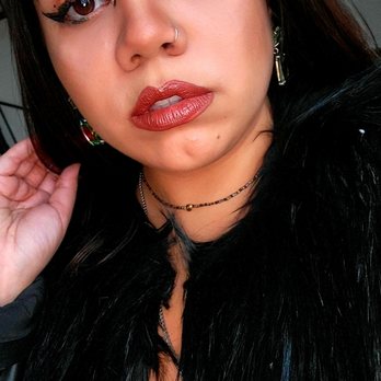 THE HAIR DEN - Updated June 2025 - 10 Photos & 27 Reviews - 9027 River ...