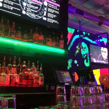 EMPORIUM ARCADE BAR - Updated October 2025 - 305 Photos & 622 Reviews ...