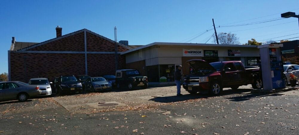 BROOKSIDE FRIENDLY SERVICE - Updated December 2025 - 35 Summit Ave ...