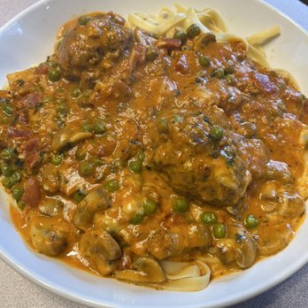 VICTORIAS ITALIAN CUISINE - Updated May 2025 - 106 Photos & 216 Reviews ...