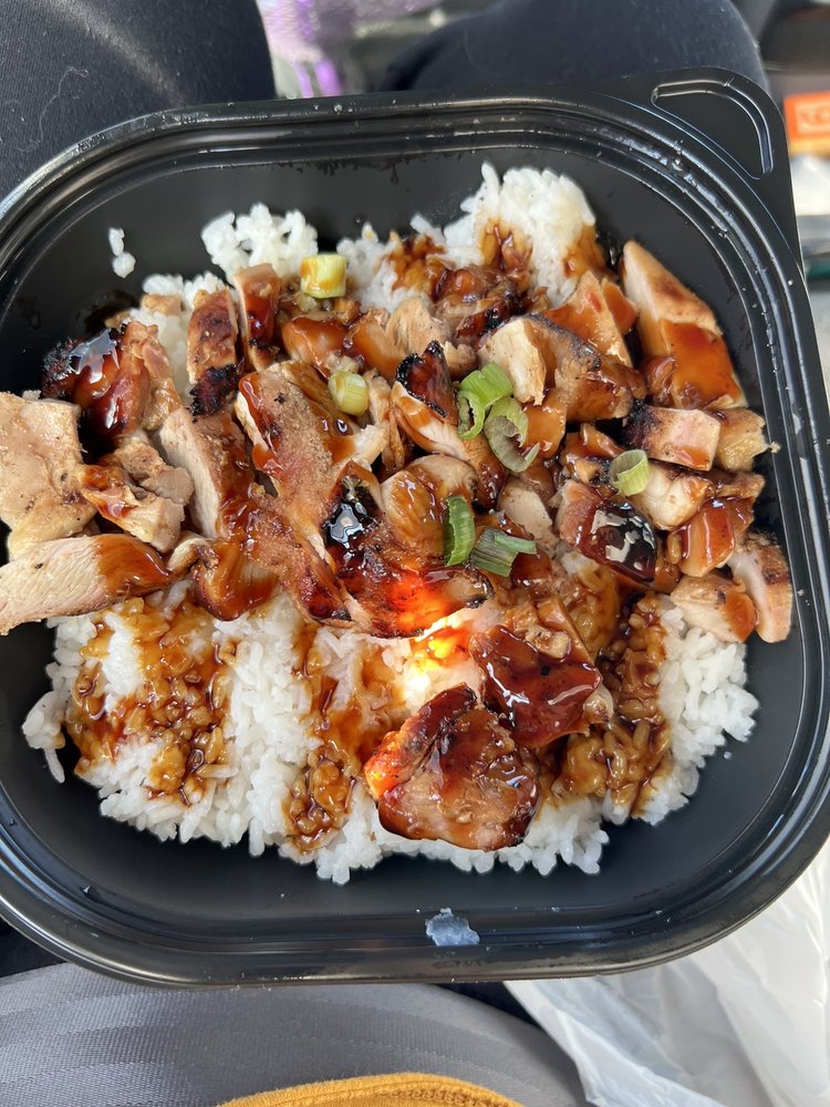 YOGIS GRILL - 50 Photos & 91 Reviews - 6050 W Chandler Blvd, Chandler ...
