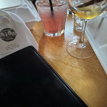FOUR DOGS TAVERN - Updated April 2025 - 137 Photos & 298 Reviews - 1300 ...