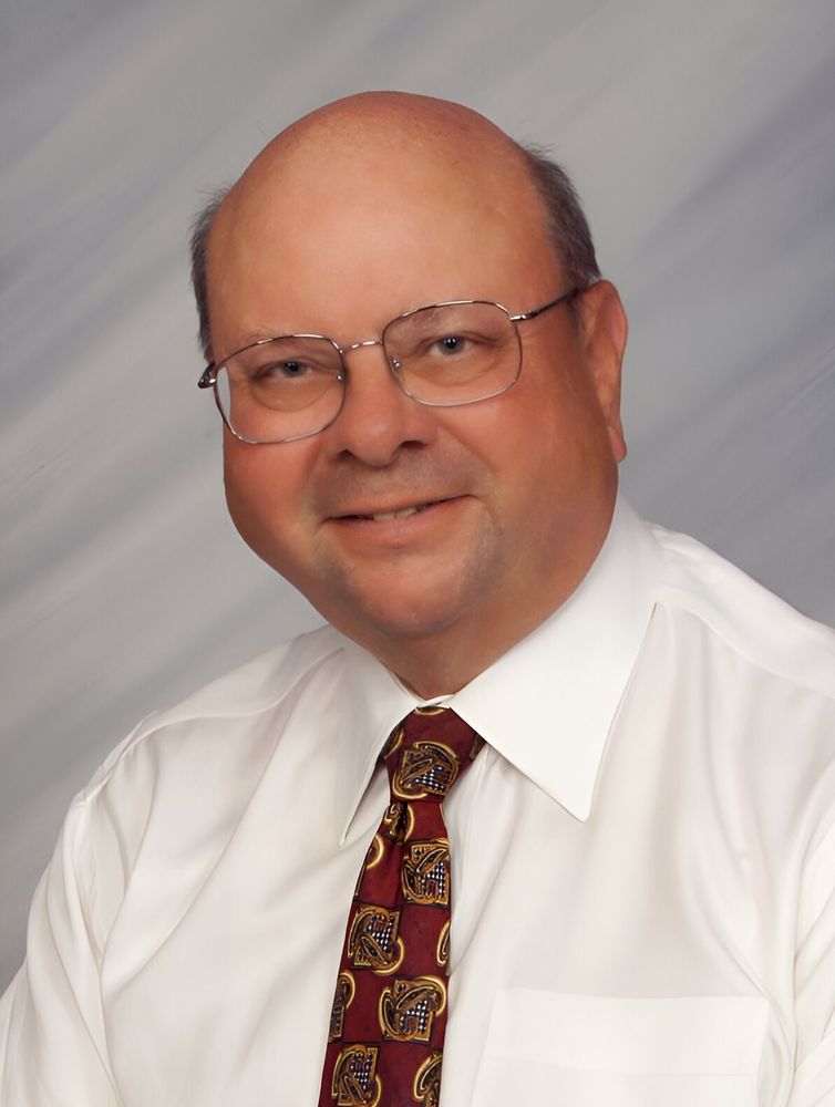 DANIEL R KISNER LAW OFFICE - Updated October 2025 - 3900 Newpark Mall ...