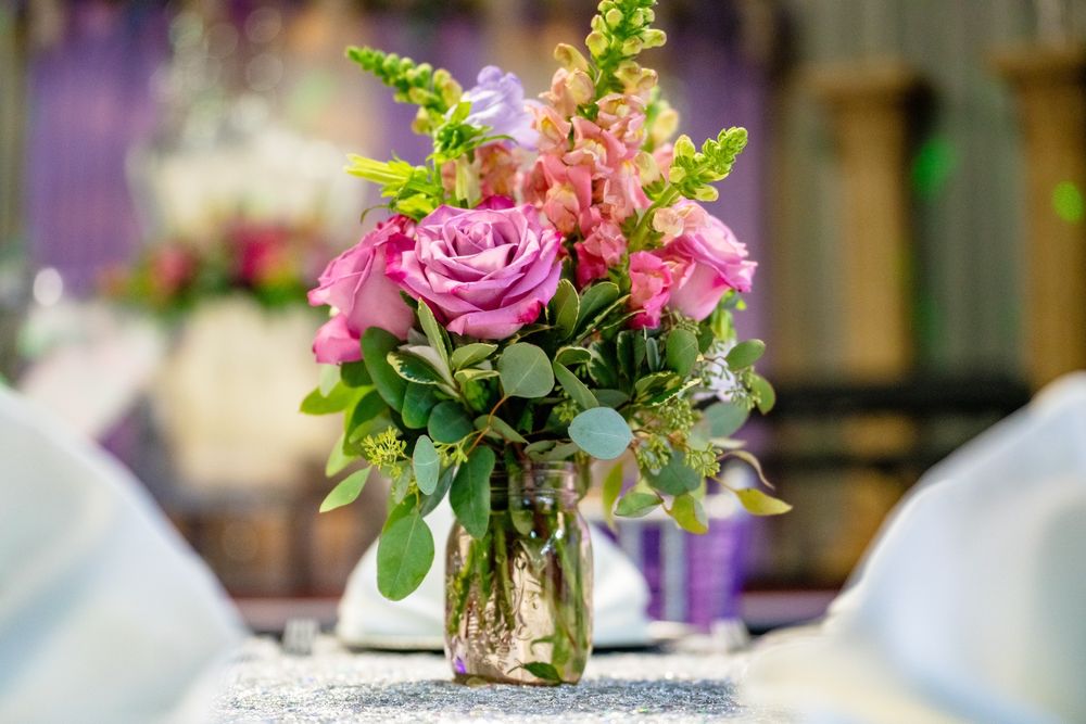 MCSHAN FLORIST - Updated November 2024 - 156 Photos & 148 Reviews ...